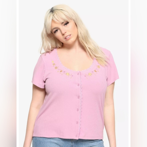 Hot Topic | Tops | Her Universe Disney Tangled Buttonfront Girls Top ...